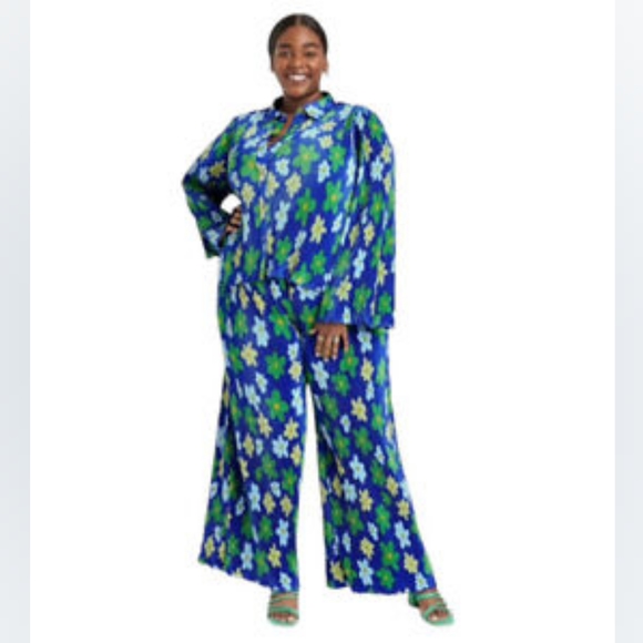 Target | Pants & Jumpsuits | Sammy B Blue Flower Pants | Poshmark